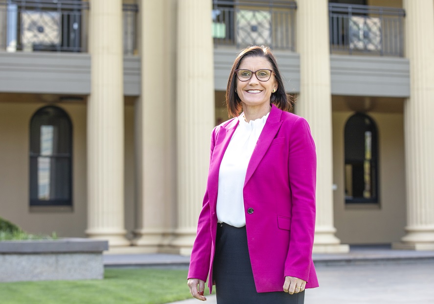 ‘First mover’ schools look to define New Metrics of student success ...